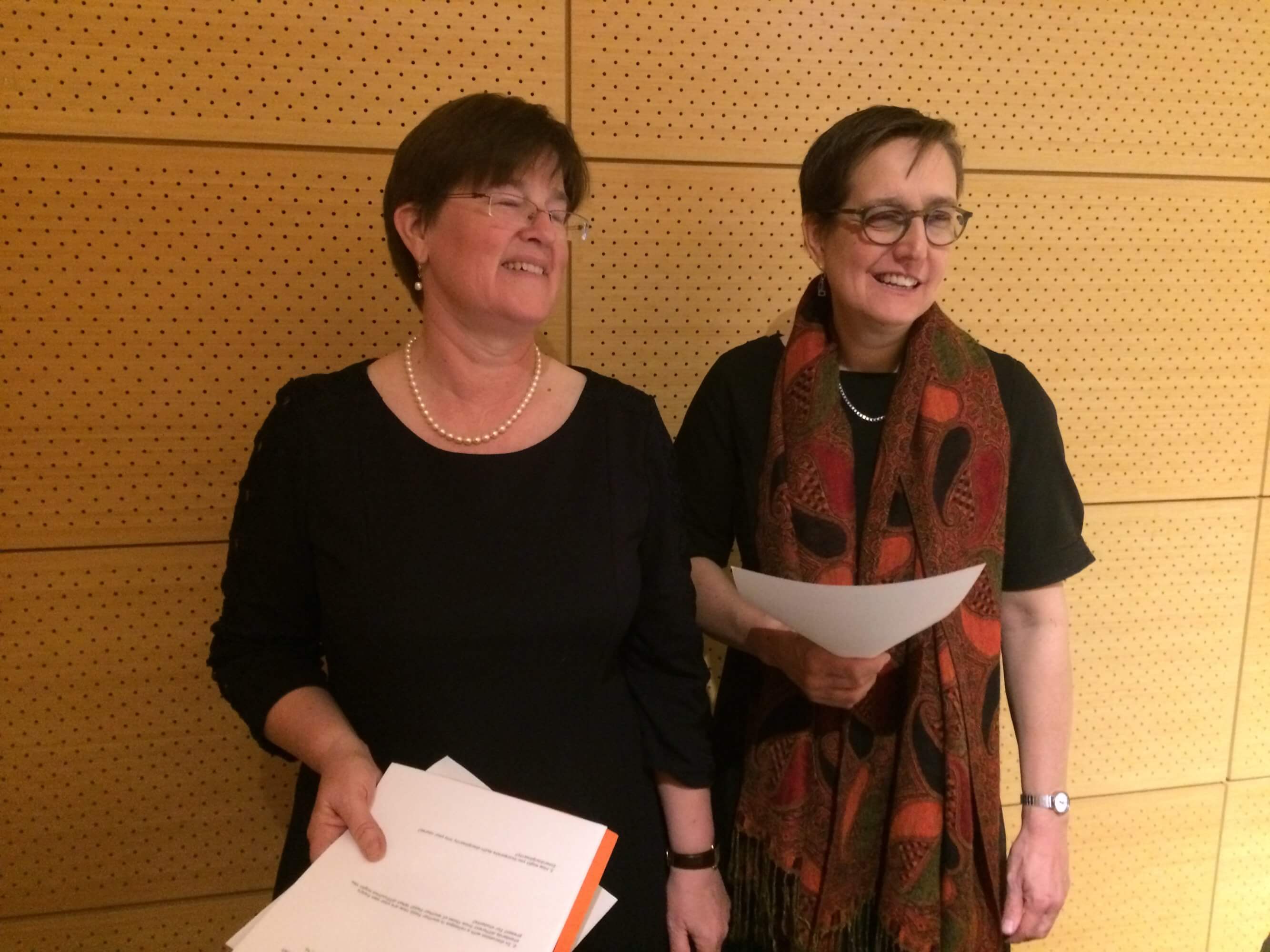 Medieval Literature Professor and Evolutionary Biologist Join Forces to ...