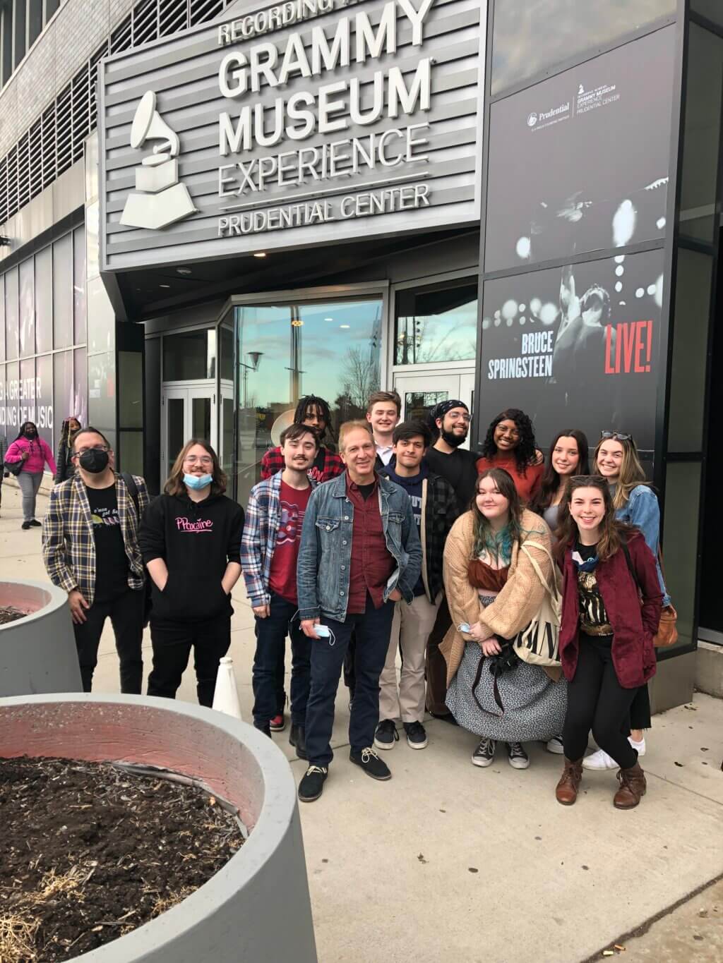 Music Industry Students Tour Grammy Museum Experience | News | Monmouth ...